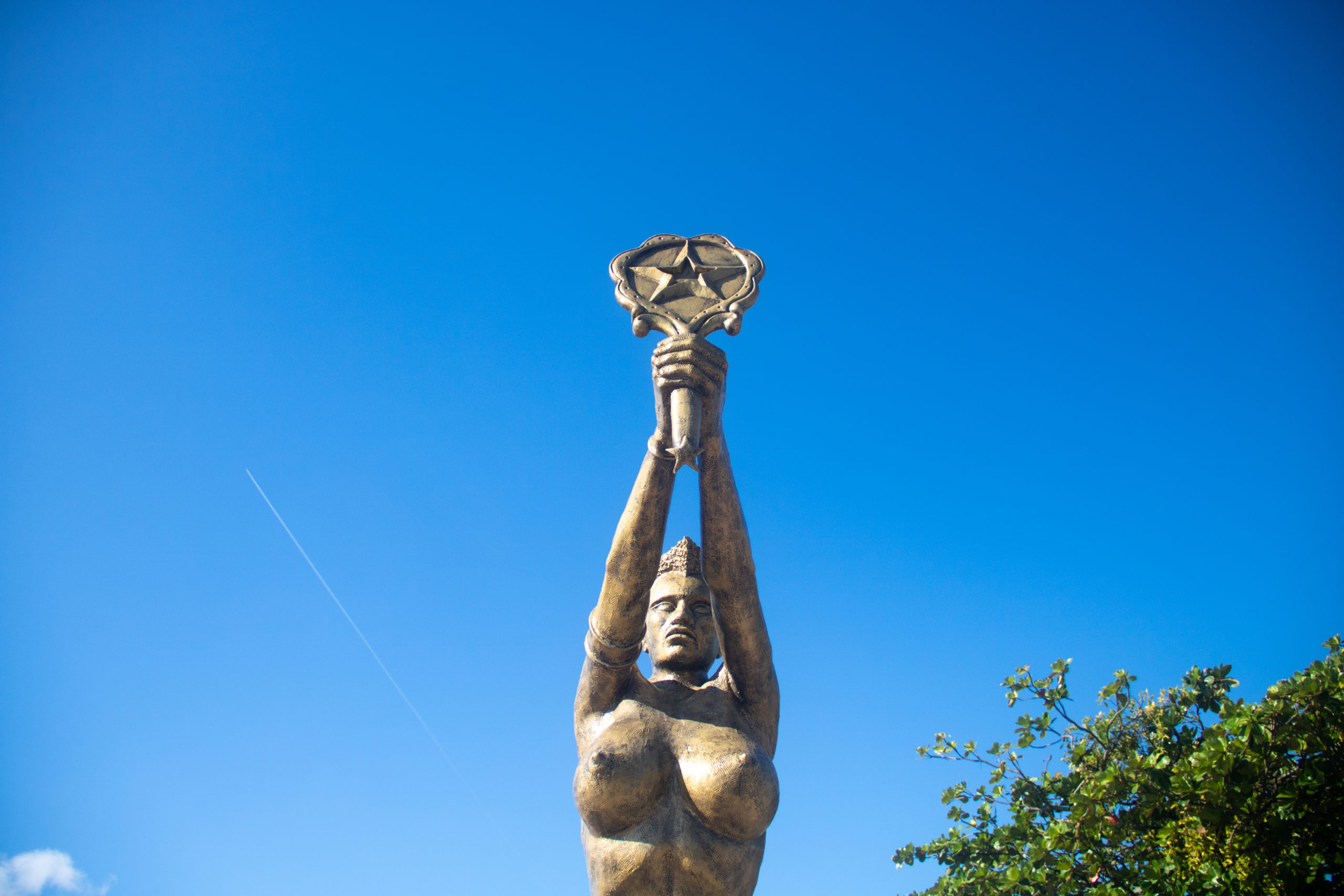 De origem exclusivamente negra, a Festa de Iemanjá completa 100 anos ...