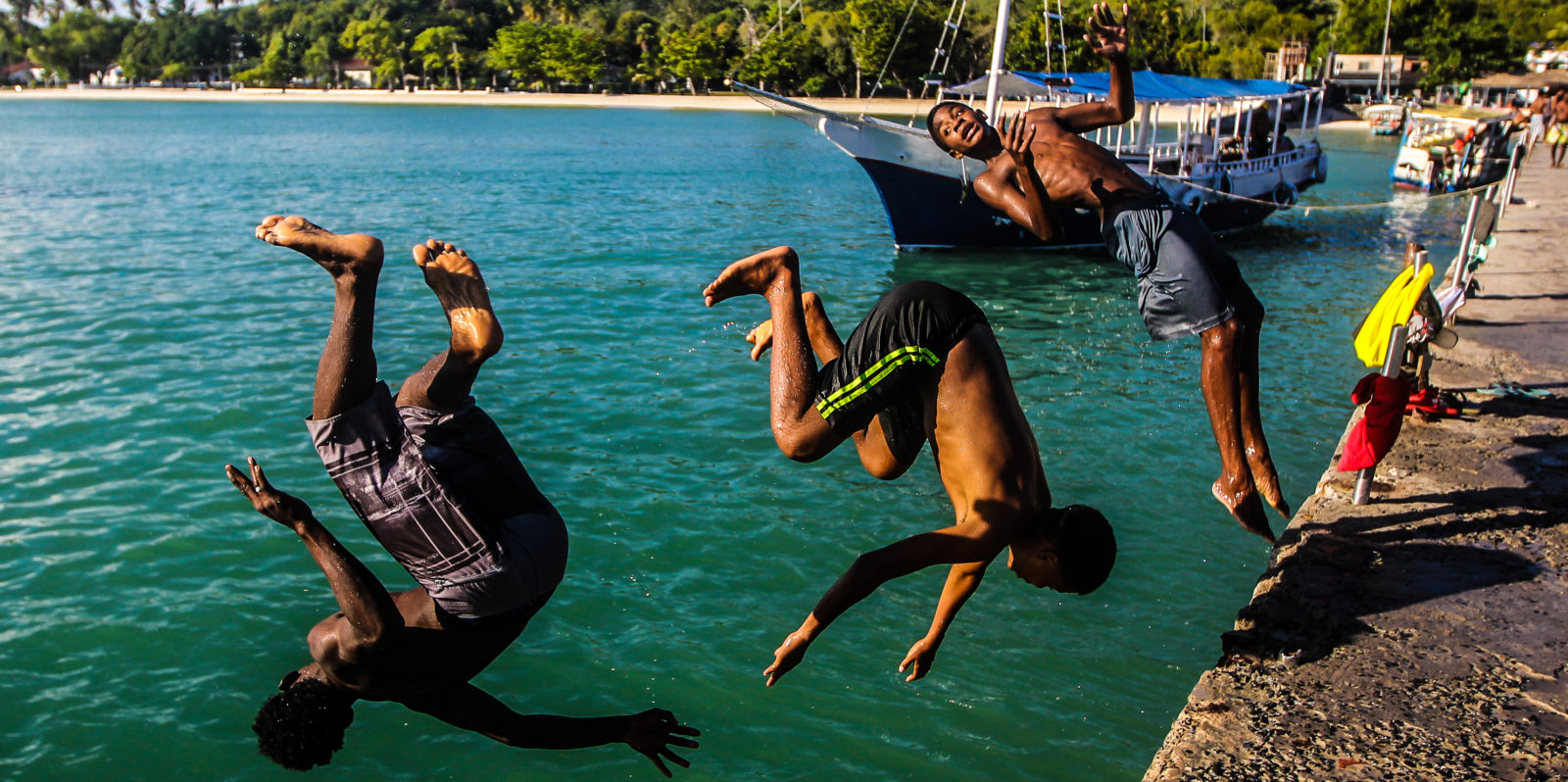 Praia de São Tomé de Paripe - Salvador da Bahia